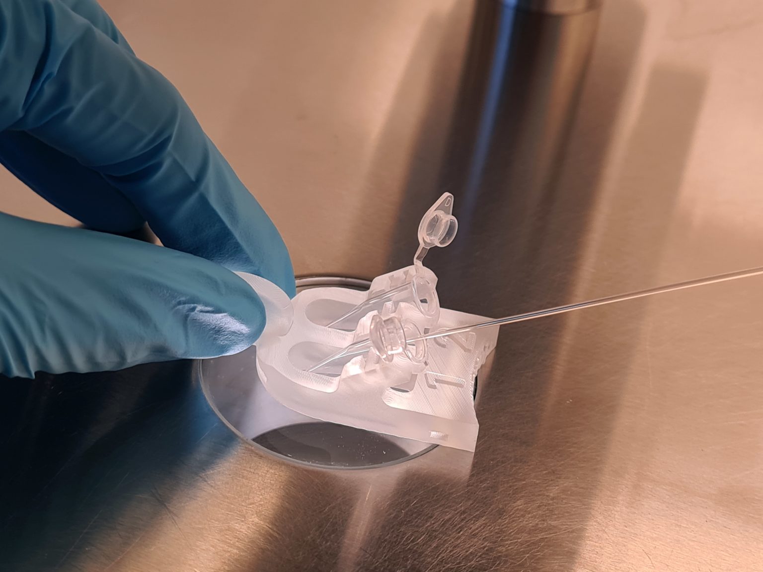 e-tubing device - Embryotools